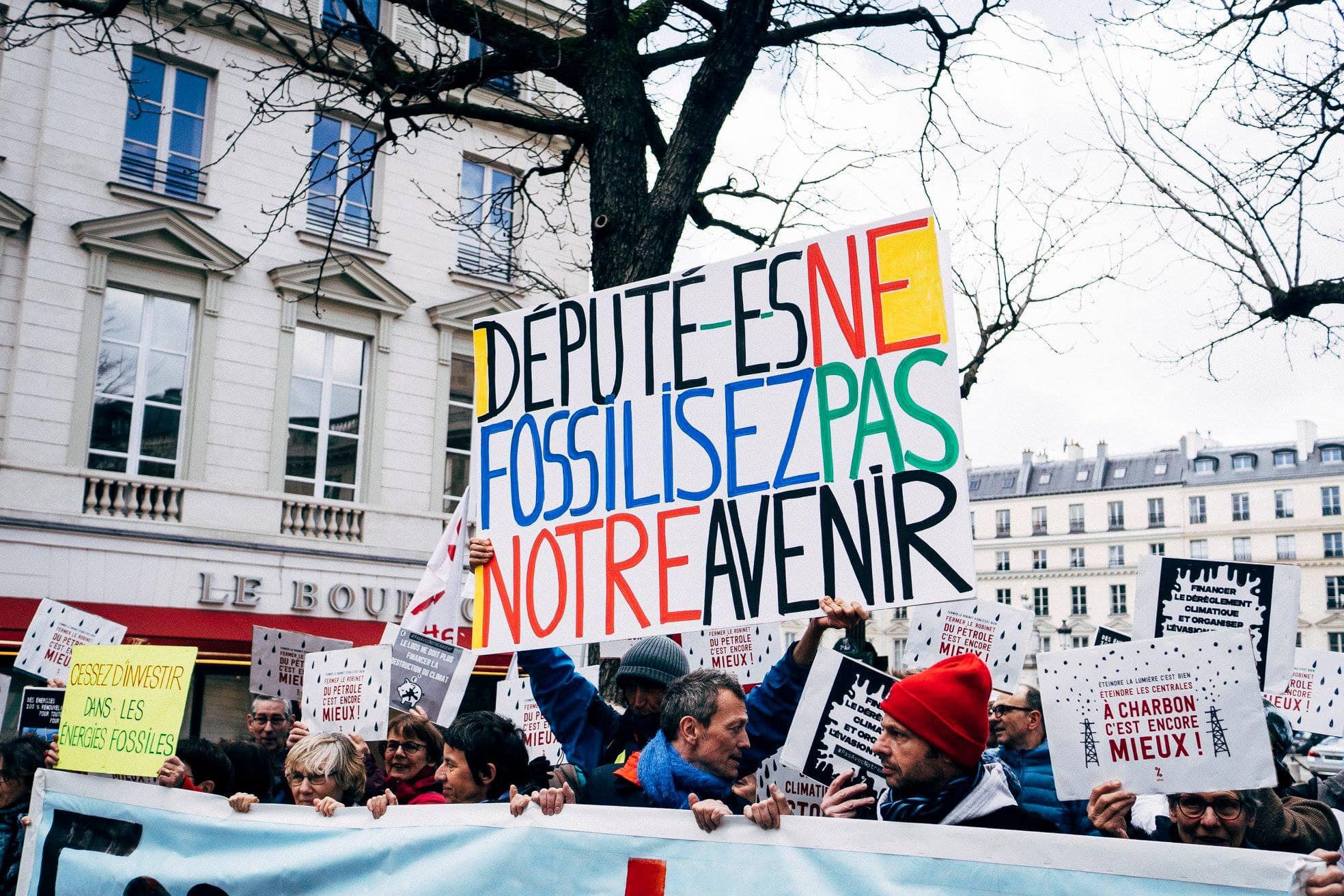 UNE LOI CONTRE LES ENERGIES FOSSILES – Elsa Faucillon UNE LOI CONTRE LES ENERGIES FOSSILES – Elsa Faucillon